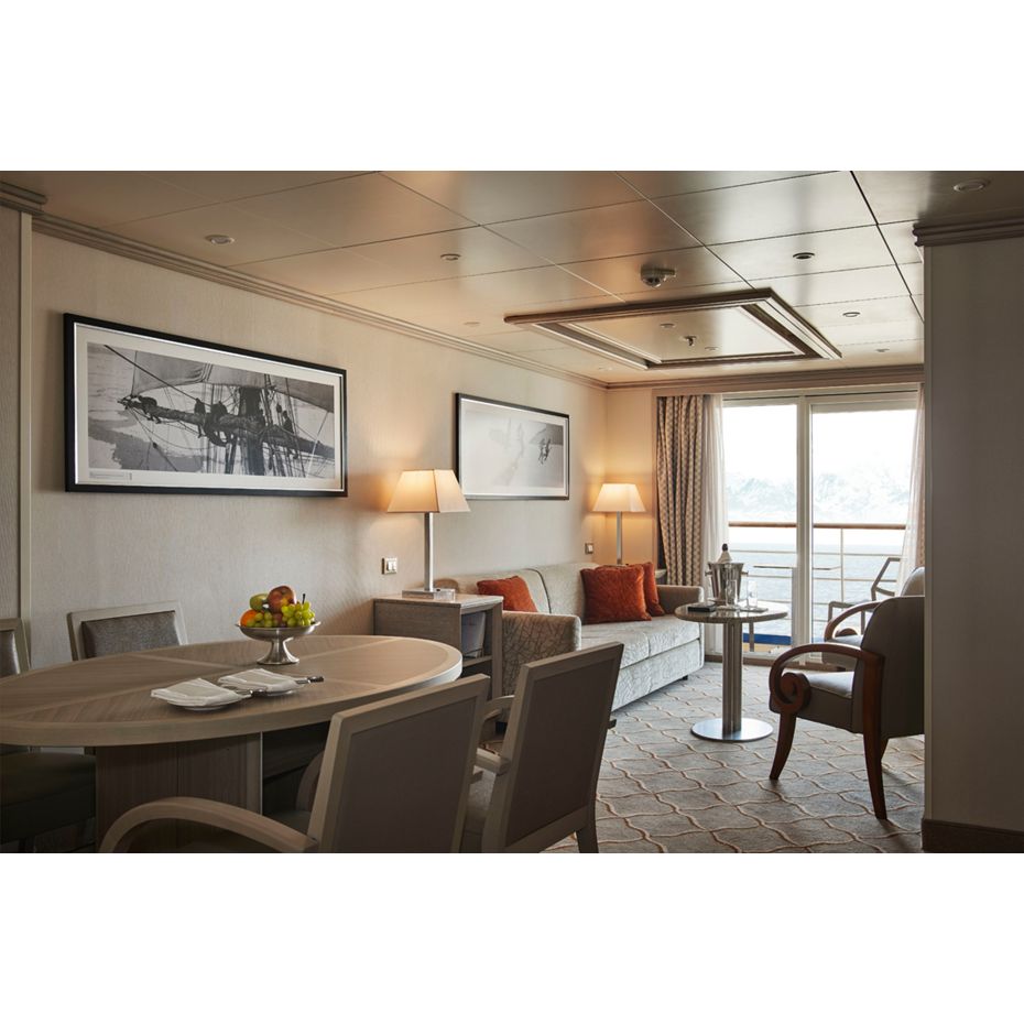 Ultra Luxury Cruise Travel with Silver Moon | Silversea